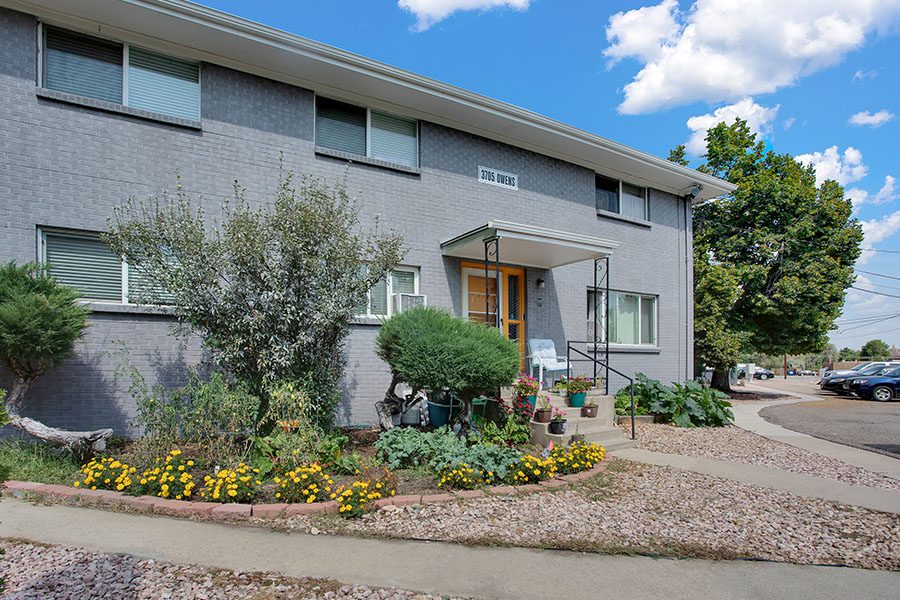 Wheat Ridge Apartments | Trace West Townhomes | RedPeak Denver CO